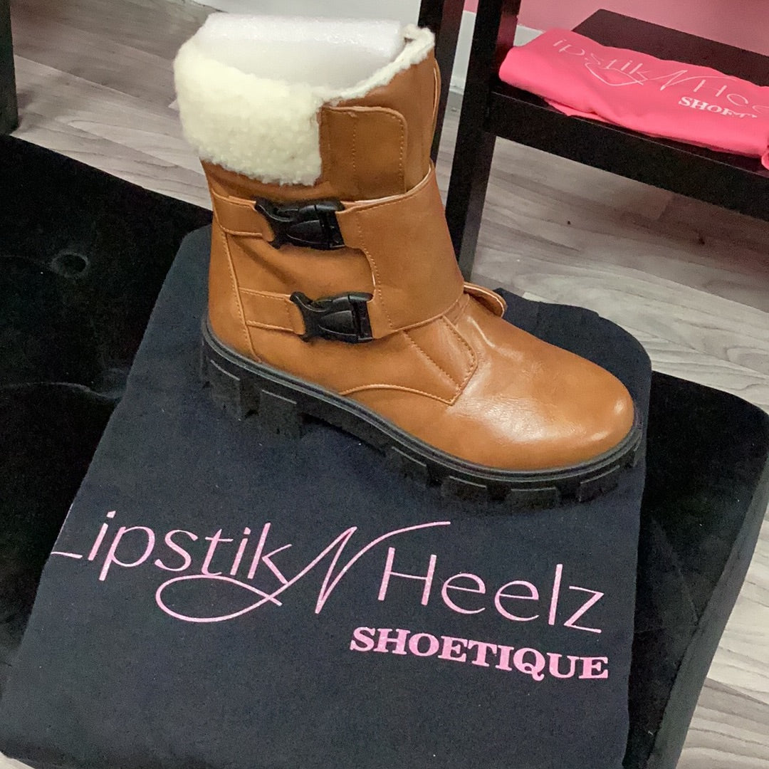 Marquis Combat Boot – LipstikN Heelz